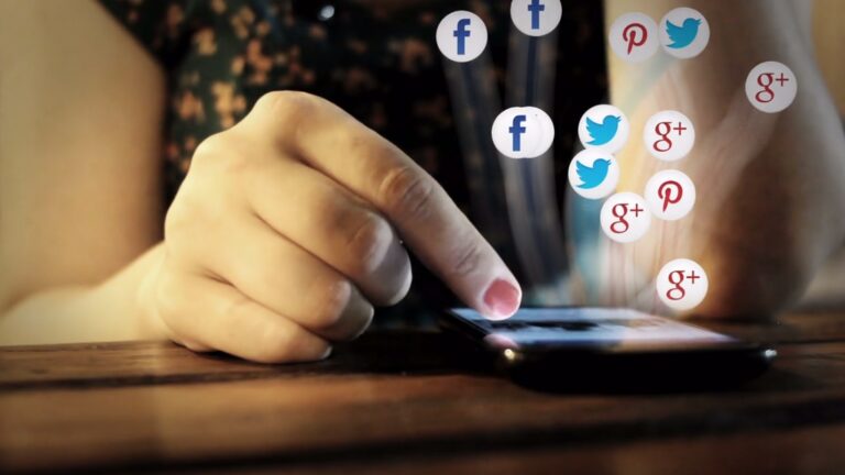 Advantages and Disadvantages of Social Networking 2024: From ...