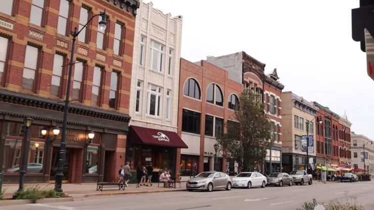 10 Most Dangerous Cities in Illinois 2024: No Safe Haven