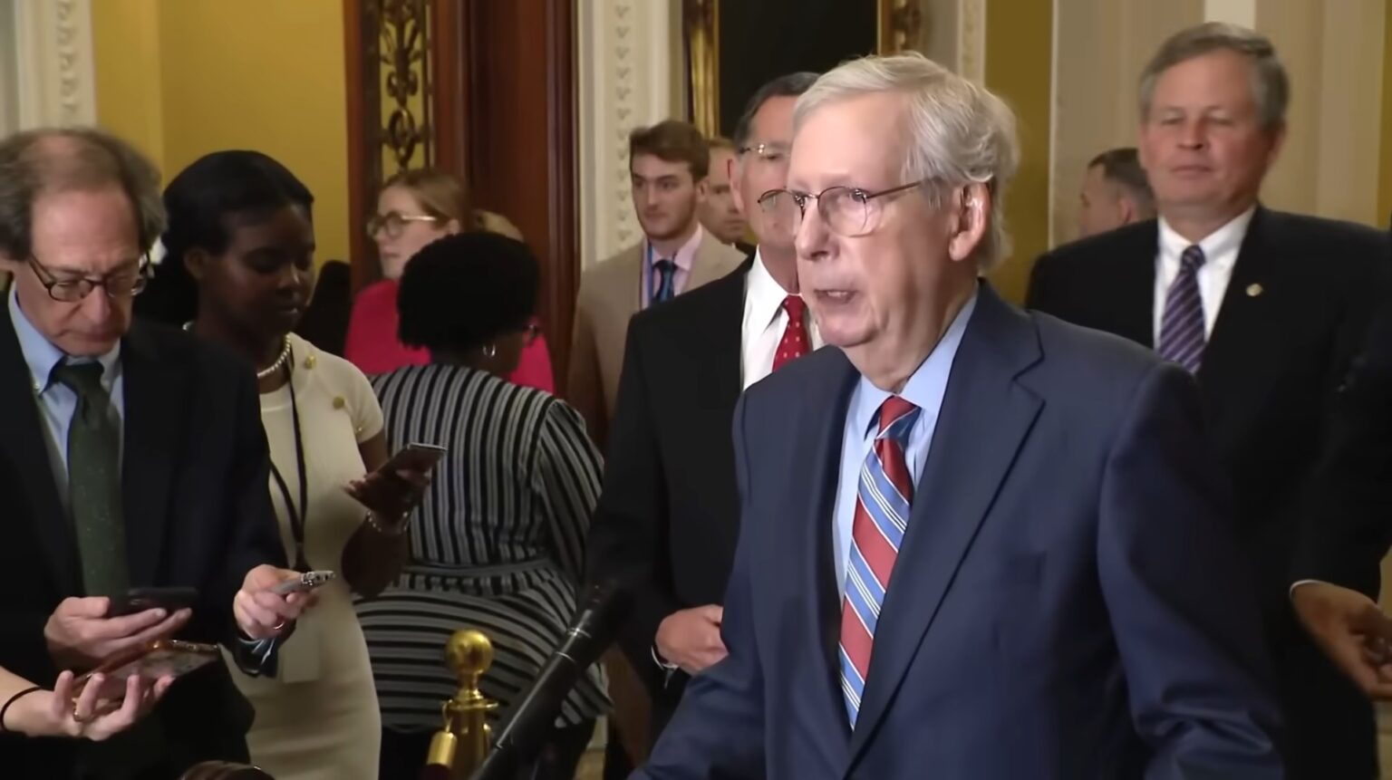 Mitch McConnell Net Worth 2024 - How Rich Is He? - Southwest Journal