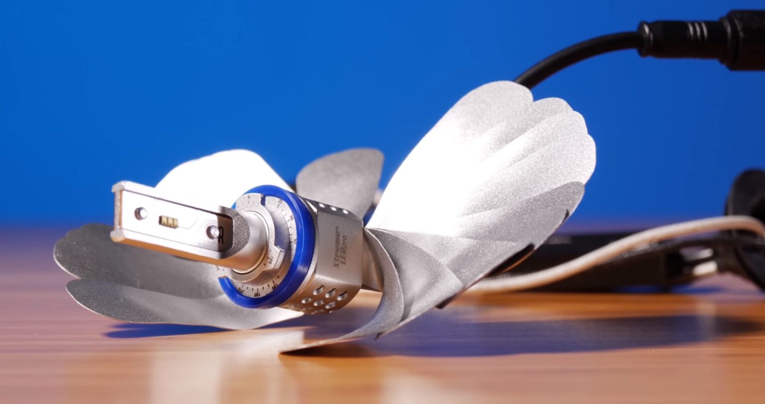 The Differences Between 168 and 194 Bulbs - Lighting the Path to ...