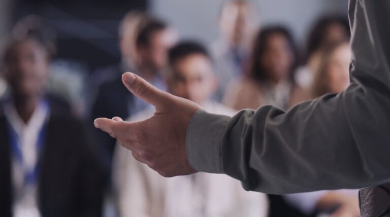 240 Positive and Nice Words to Describe Someone: Boost Your Positivity