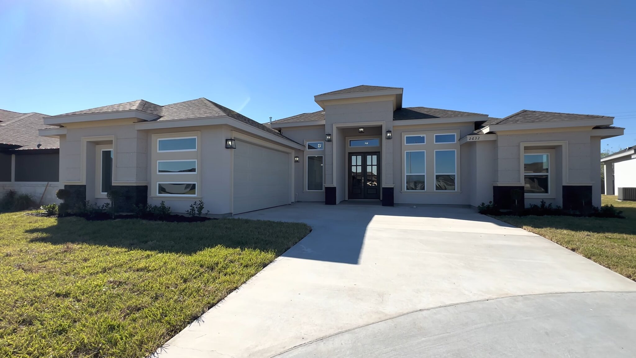 Selling A House Without A Realtor: Pros & Cons