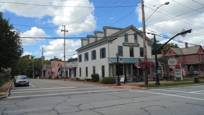 10 Safest Cities in Ohio 2024: Secure Skies and Streets