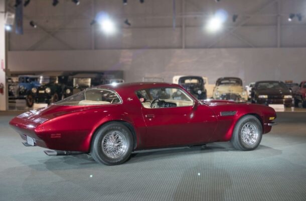 Pontiac Firebird with a Ferrari Engine - Interesting Point