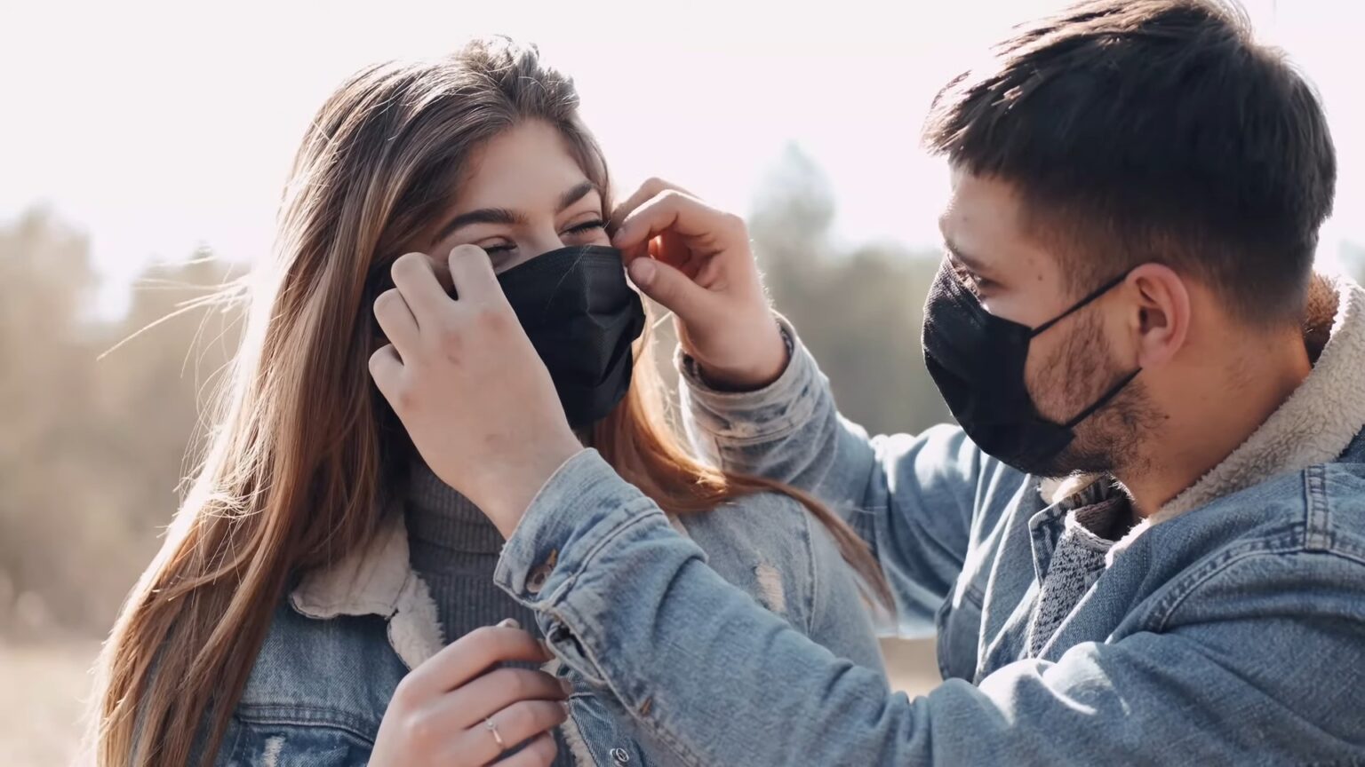 240 Positive and Nice Words to Describe Someone: Boost Your Positivity