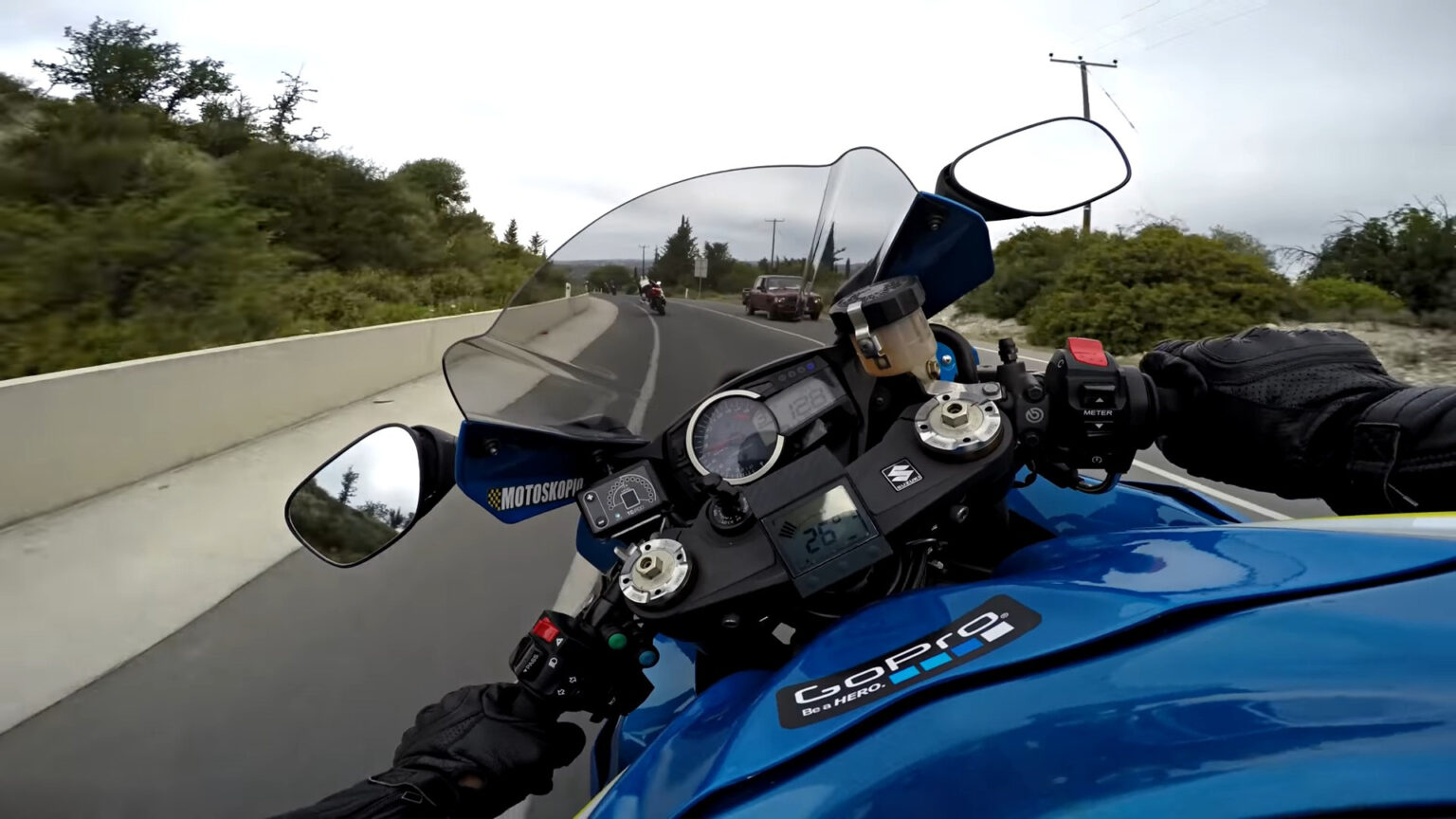 15 Fastest Bikes in the World 2024: Two-Wheeled Rockets