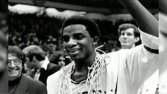 15 Greatest Dunkers in NBA History: Airborne Titans