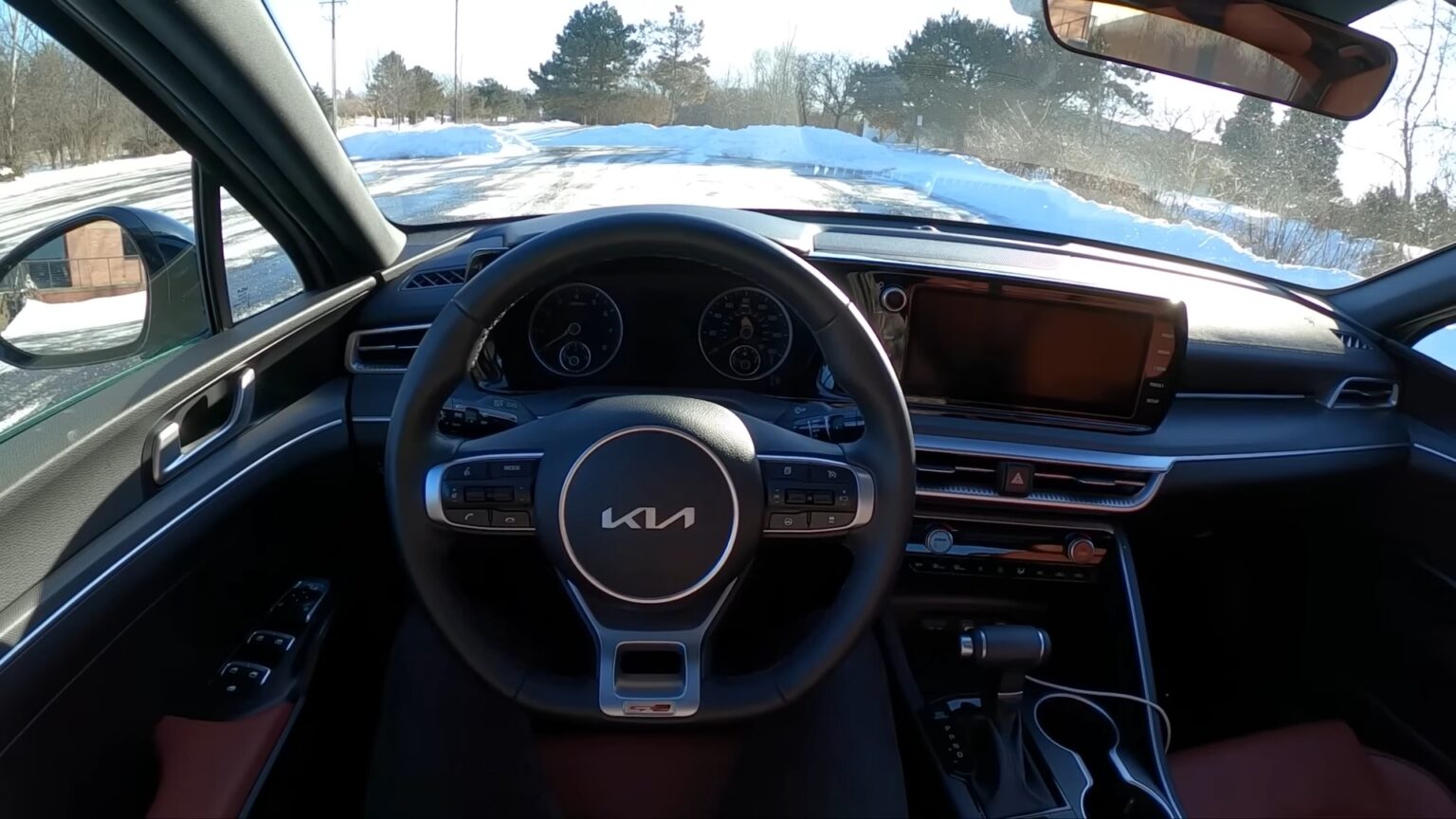 Kia K5 Pros and Cons: Is It the Best Midsize Sedan for You?