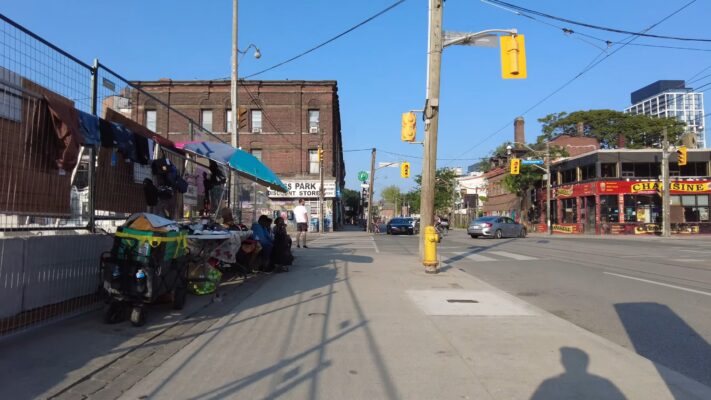 15 Worst Neighbourhoods in Toronto - Beyond the Glamour
