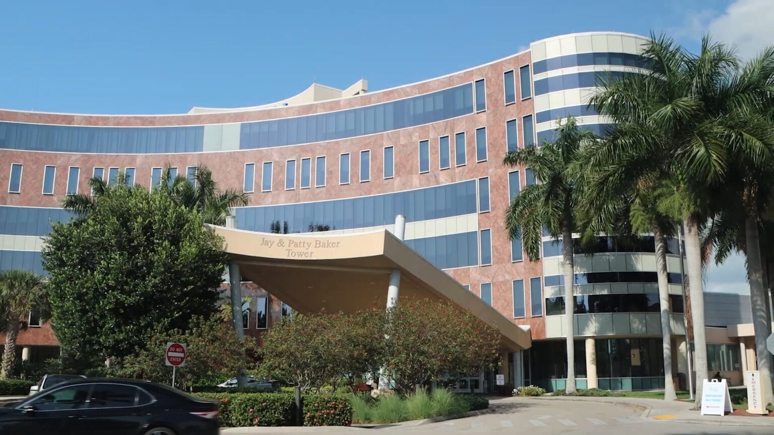 17 Things to Know BEFORE Moving to Naples: Living in Paradise 2024