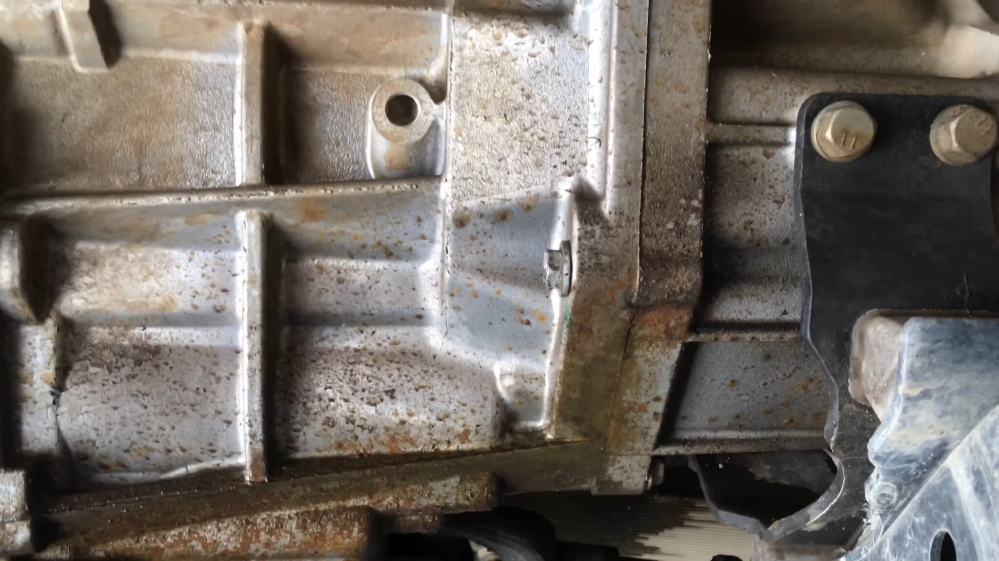 13 Most Common Range Rover Problems: Behind the Elegance