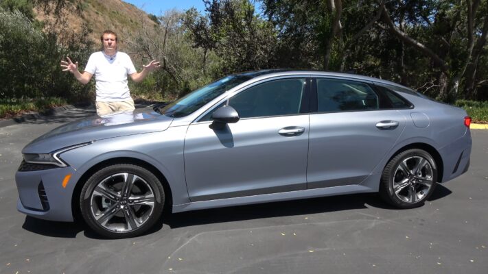 Kia K5 Pros and Cons: Is It the Best Midsize Sedan for You?