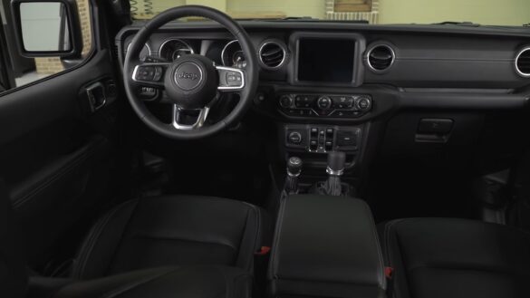 Jeep Lifespan: 9 Models Compared (Miles & Years)