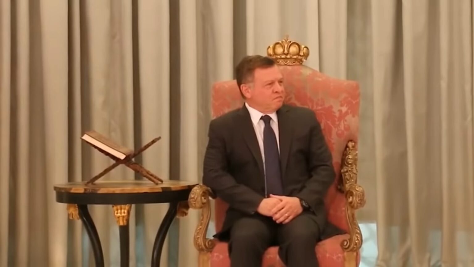 37 Countries That Are Still a Monarchy in 2024: The Enduring Reign
