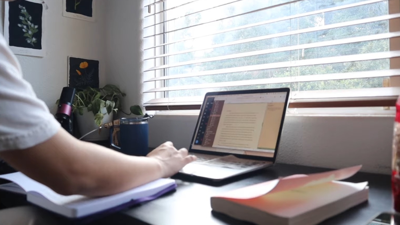 How Long Is a Master’s Thesis? 5 Tips on Writing and Structuring Yours ...