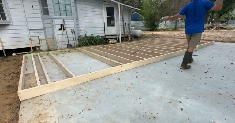 How to Build a Frame House: Top Tips for a Smooth Construction Process ...