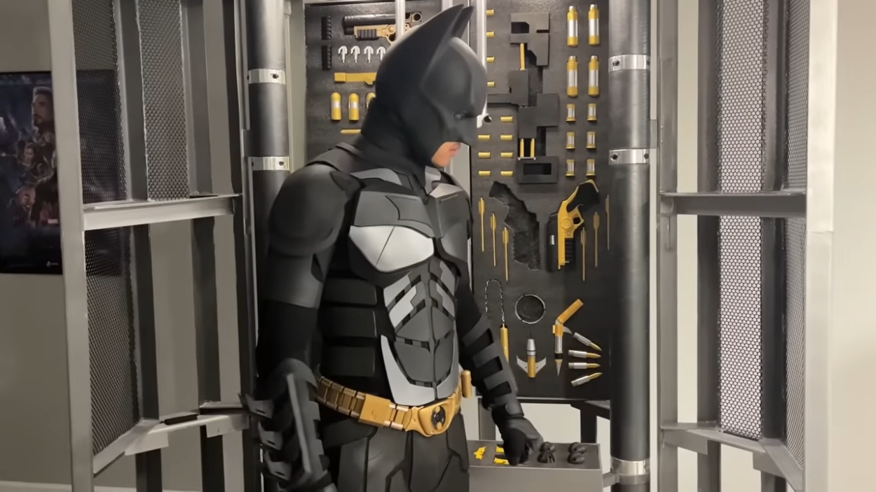 How To Make a Realistic Costume - Techniques and Tips from Industry ...